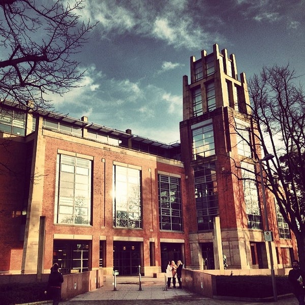 The McClay Library - 9 tips from 358 visitors