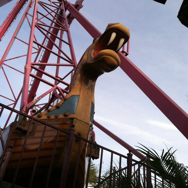 Photos at Dragon Swing - Theme Park Ride / Attraction