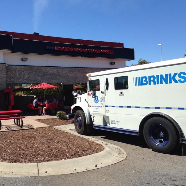 Cook-Out - Concord Mills - 7771 Gateway Ln NW