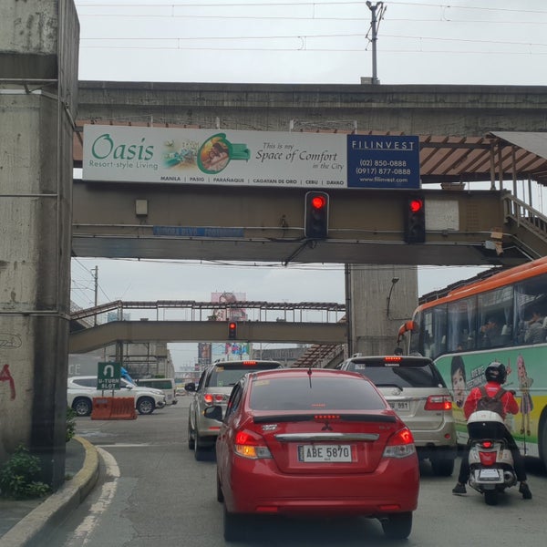 Intersection EDSA - Aurora Boulevard - Intersection in Quezon City