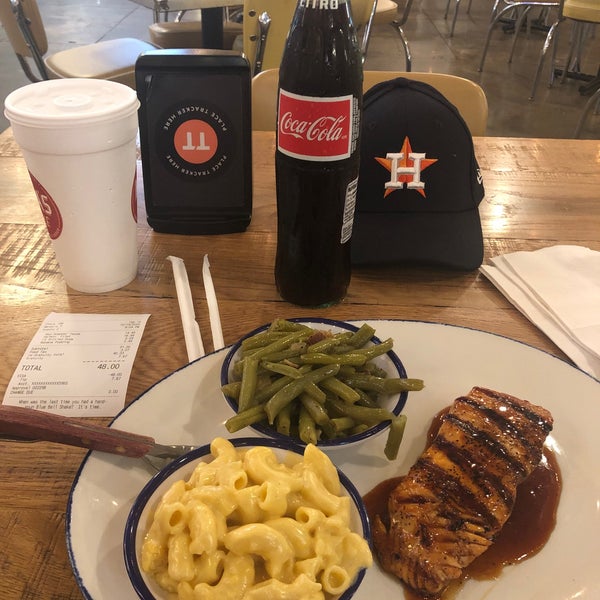 Mias Table | Cabinets Matttroy