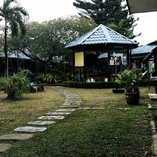 SMK Tawau - 2 tips from 117 visitors