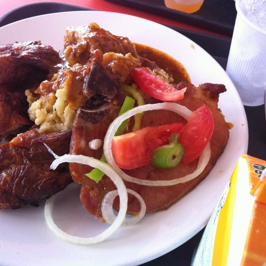 Pica Pollo Rodriguez - Fast Food Restaurant