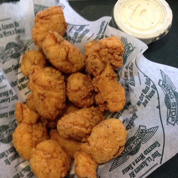 Wingstop (Now Closed) - Lakewood, CA