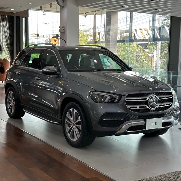 Benz Star Flag - Car Dealership in Phayathai