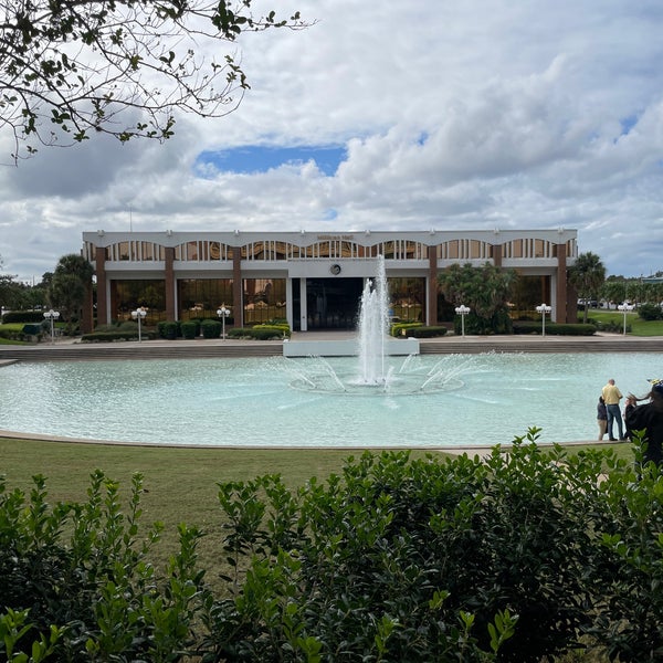 Photos at UCF Reflection Pond - 12 tips