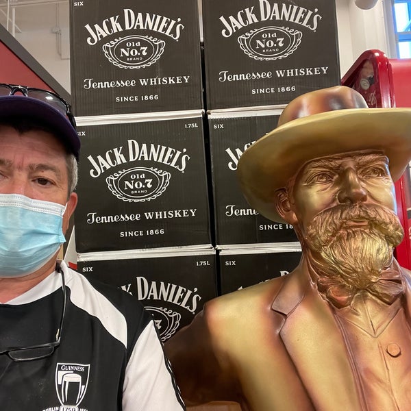 Binny's Beverage Depot - Oak Brook Terrace - 8 tips from 567 visitors