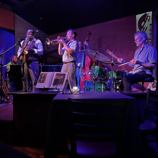 Jazz Corner - Jazz and Blues Venue