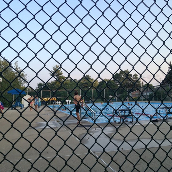 Delhi Kinsmen Pool - Swimming Pool