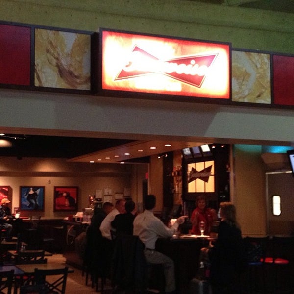 Budweiser Stadium Club - Pub