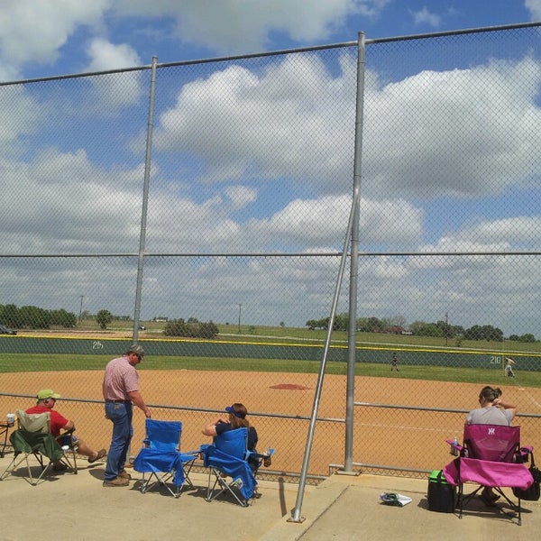 Shiner Starplex - Baseball Field