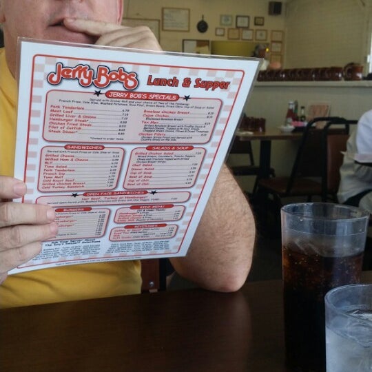 Jerry Bobs Resturant - American Restaurant in Tucson