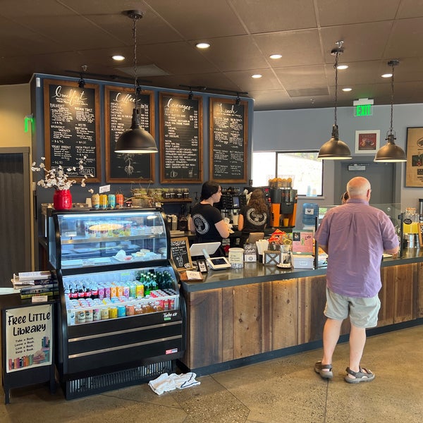 The Local Cafe - Café in Meadow Vista