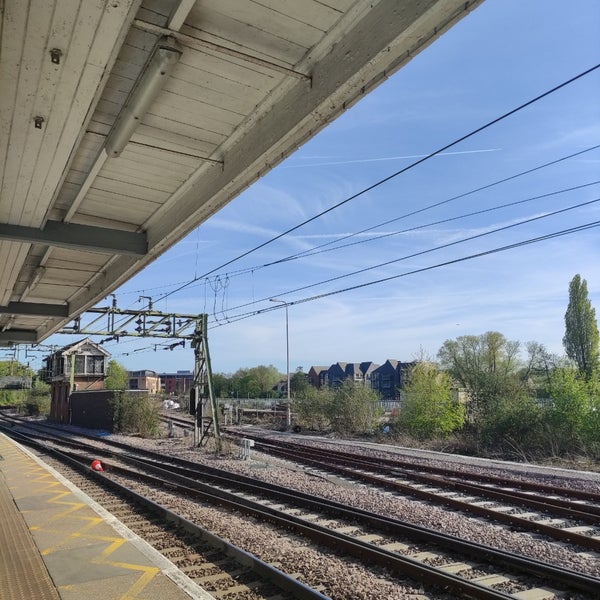 Bishops Stortford Railway Station (BIS) - Rail Station