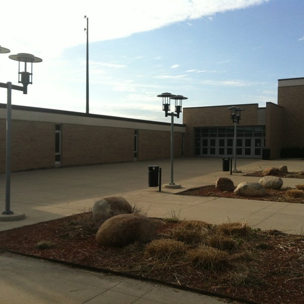 Valley High School - West Des Moines, IA