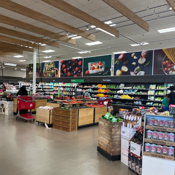 Target - Broadmoor-Sherwood - 14 tips from 1217 visitors