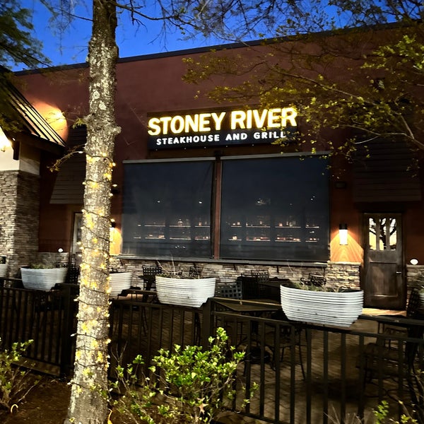 Stoney River Legendary Steaks - Restaurant