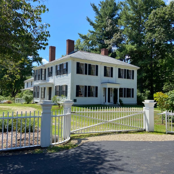 Home Of Ralph Waldo Emerson - 2 tips