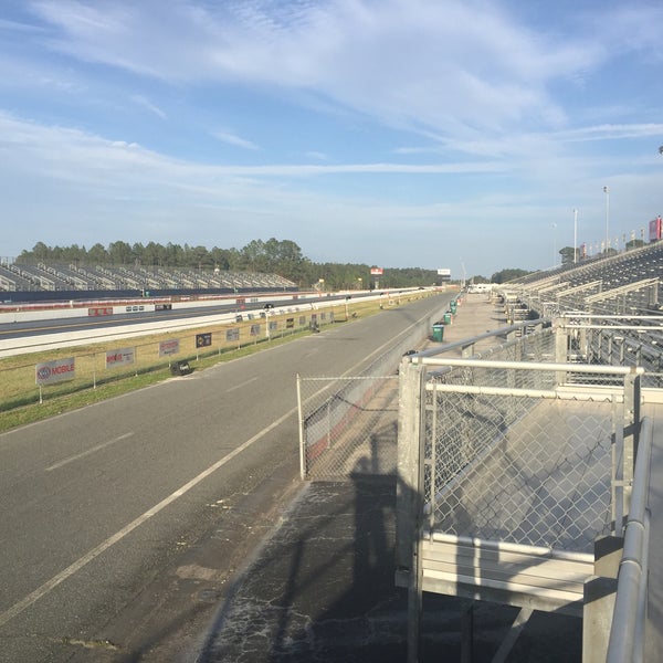 Photos at Gainesville Raceway - 8 tips