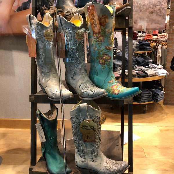 Buckle - Sugar Land, TX