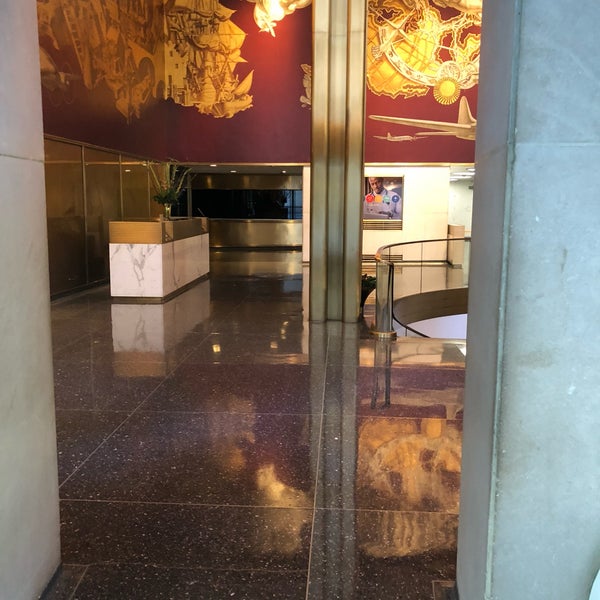 10 Rockefeller Plaza - Office in Rockefeller Center