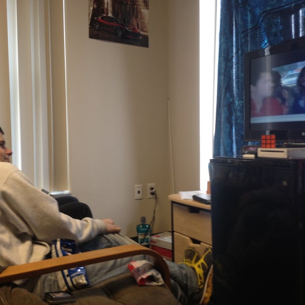 UWM RiverView Residence Hall - Riverwest - Milwaukee, WI