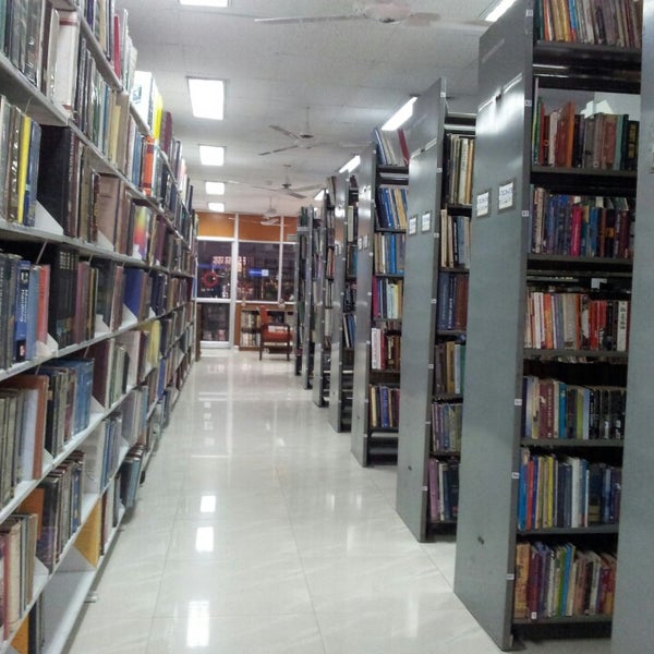 SNTI - College Library