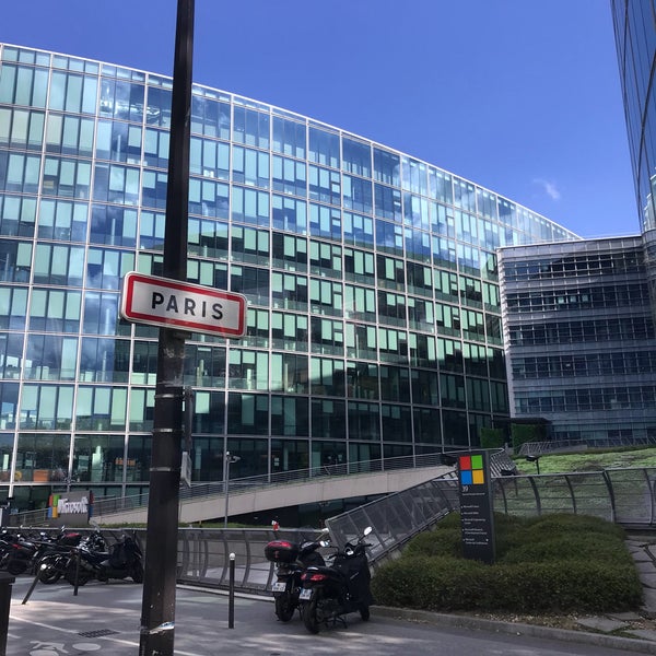 Microsoft Engineering Center - Forum Seine - 1 tip from 134 visitors