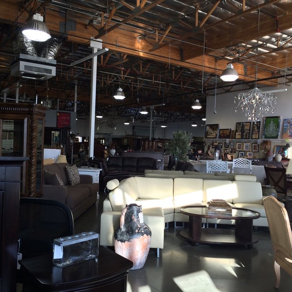 Home Consignment Center - Valencia, CA