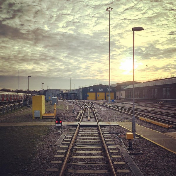 Photos at Neasden London Underground Station - Neasden Ln