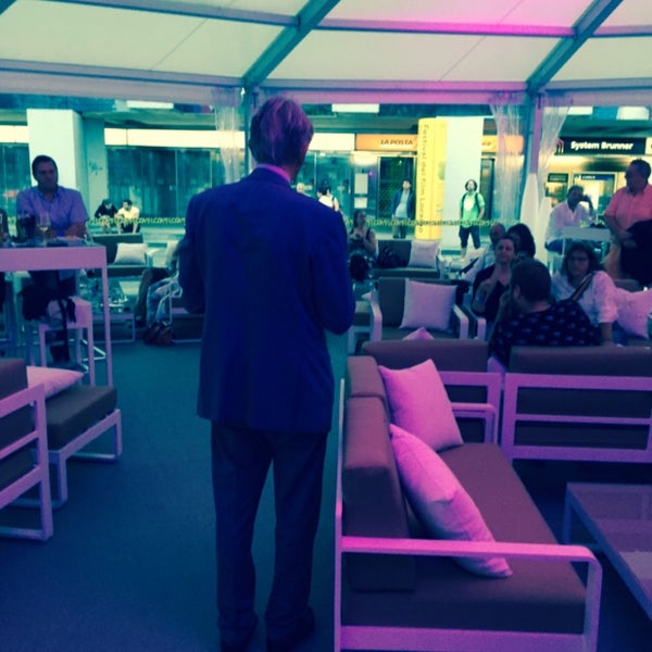 Leopard Club Lounge (Now Closed) - Cocktail Bar