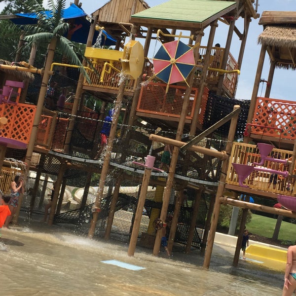 Whirlin' Waters - 13 tips from 558 visitors