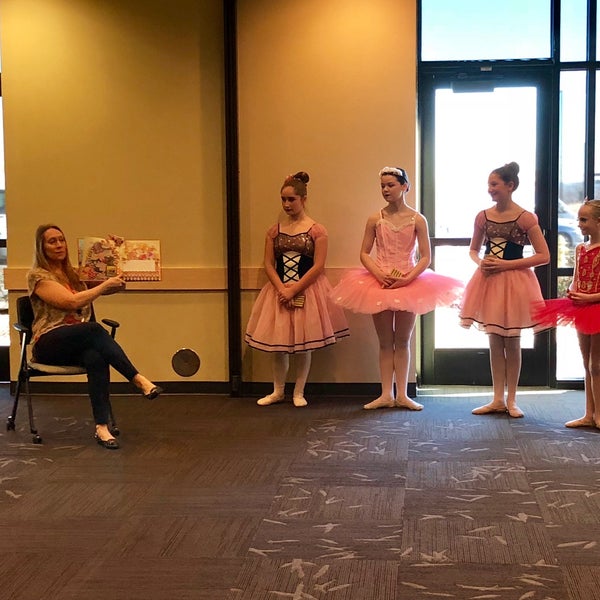 Anythink Wright Farms - Library