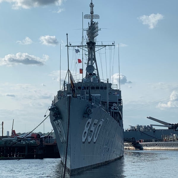 USS Joseph P. Kennedy Jr - History Museum