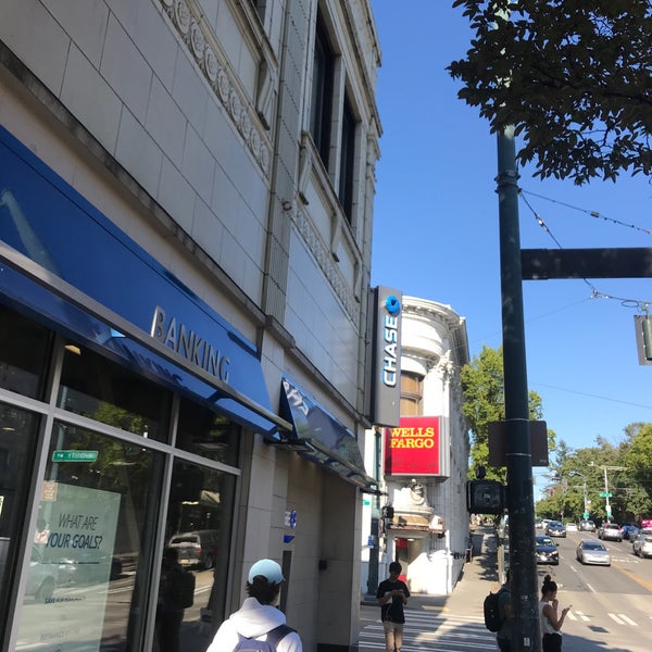 Chase Bank - University District - 1 tip