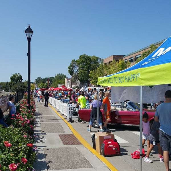 Downtown Wayzata - 1 tip from 604 visitors