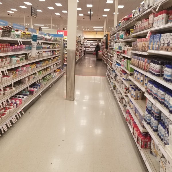 Target - Minnetonka - Hopkins - 4848 County Road 101