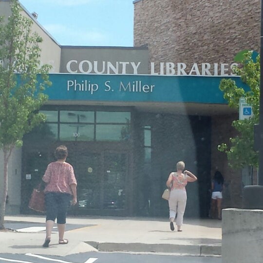 Philip S Miller Library - Library in Castle Rock