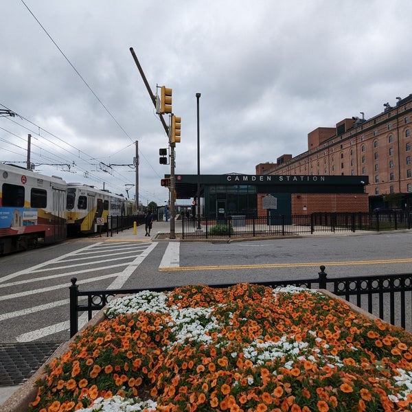 Camden Yards MARC/Light Rail Station - Rail Station in The Stadiums