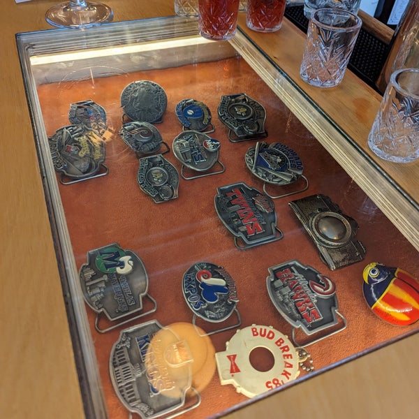 Consignment Lounge - Logan Square - Chicago, IL