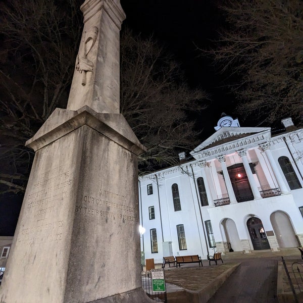 Oxford Square - 11 tips from 1748 visitors