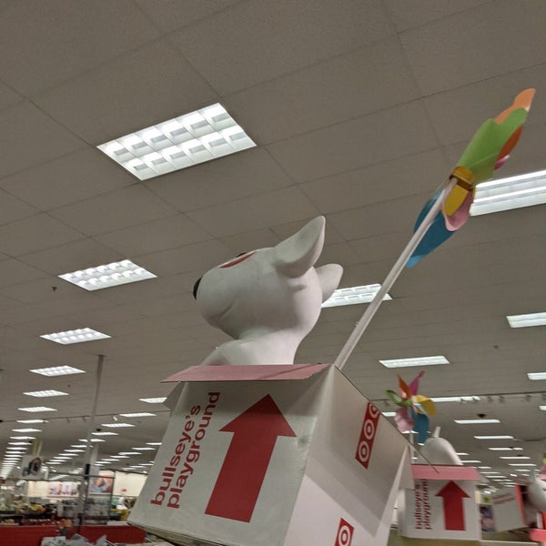 Target - Big Box Store in Bakersfield