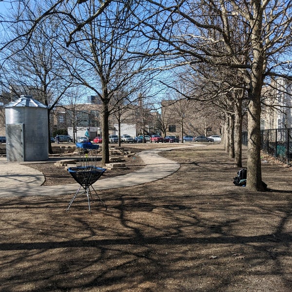 Goethe Elementary School - Elementary School in Logan Square
