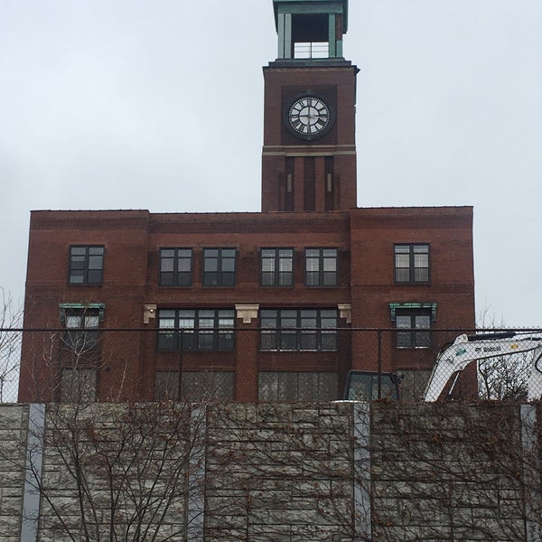 Deagan Building - South East Ravenswood - 1770 W Berteau Ave