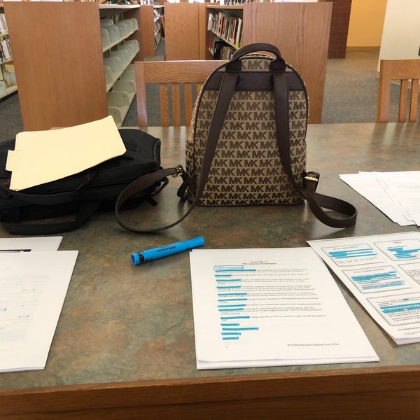 Leesburg Public Library - Leesburg, FL