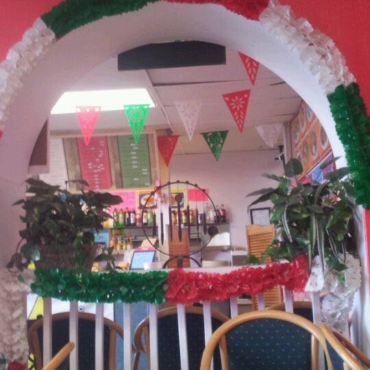 Burro King - Burrito Restaurant in Northeast Park Hill