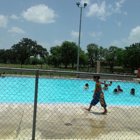 Gilbert Garza Community Center - Community Center in Northwest Side