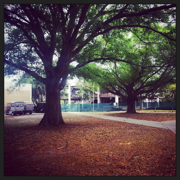 USF Science Center (SCA) - College Science Building in Tampa