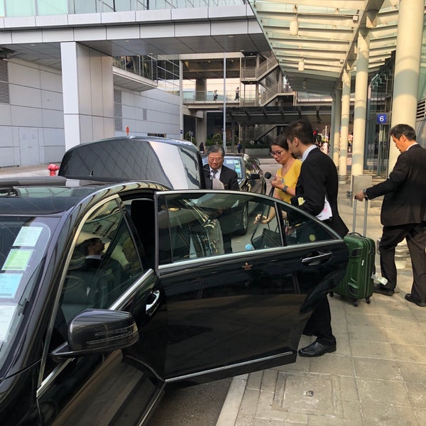 Limousine Lounge - 赤腊角机场 - 2 tips