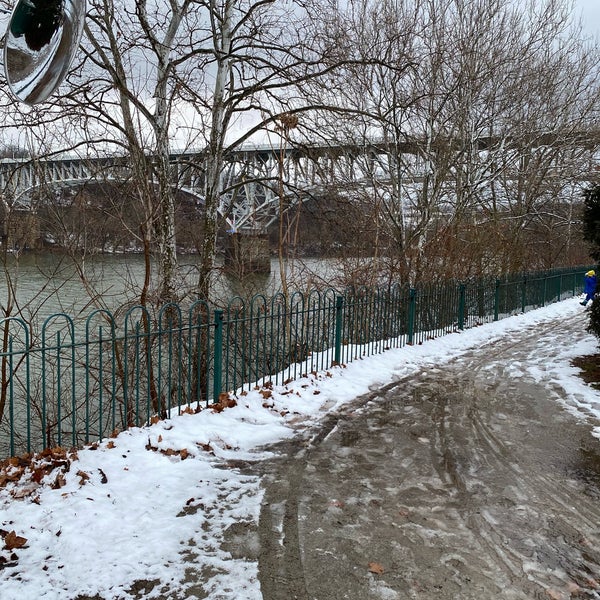 Homestead Grays Bridge - 5 tips from 1005 visitors